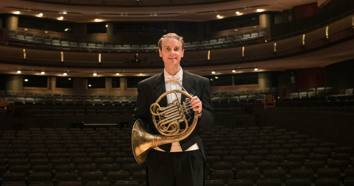 Mozart with Rodolfo Barráez and Austin… | Singapore Symphony Orchestra