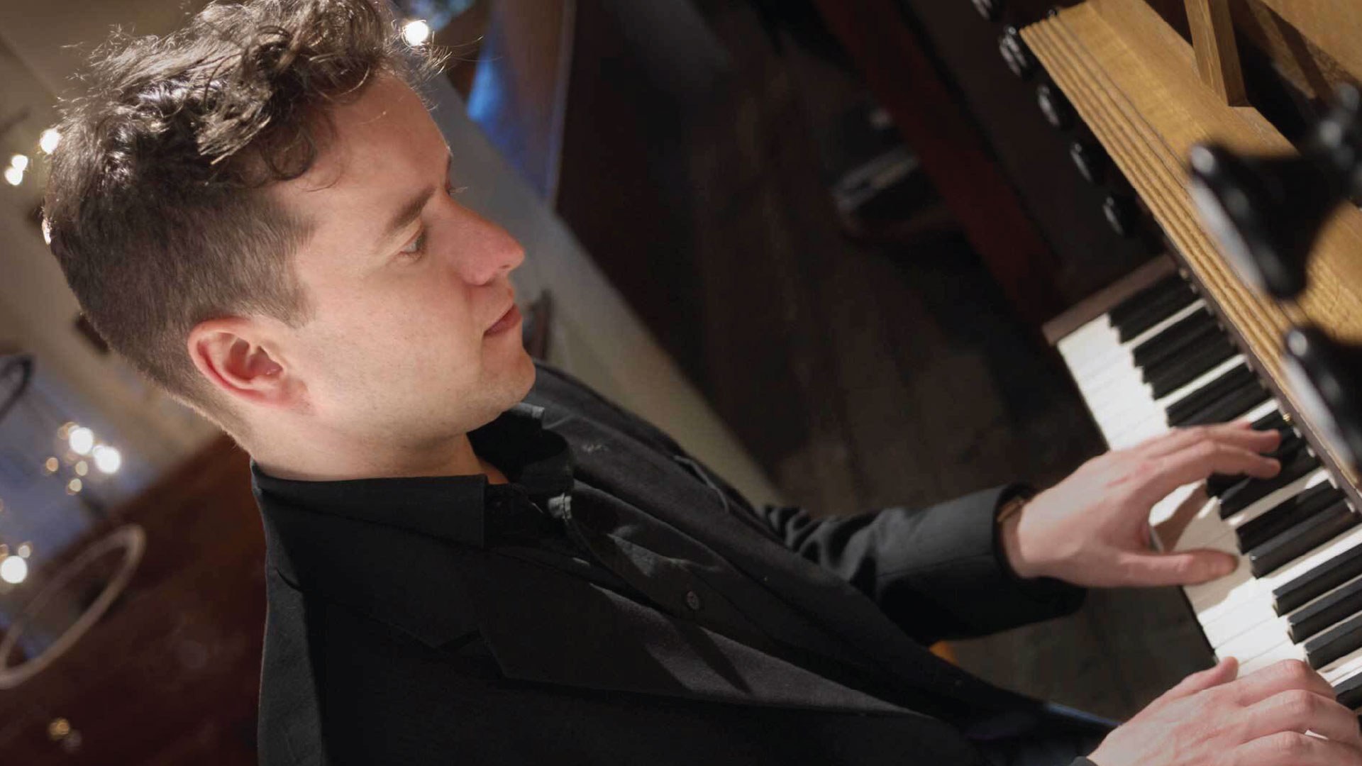 Daniel Moult – Organ Rhythm | Singapore Symphony Orchestra